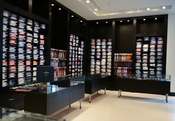 DAMIANI - Updated December 2025 - 73 Photos & 10 Reviews - 8865 S Dixie ...