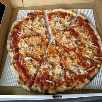 TACCONELLI’S PIZZERIA - Updated October 2025 - 248 Photos & 440 Reviews ...