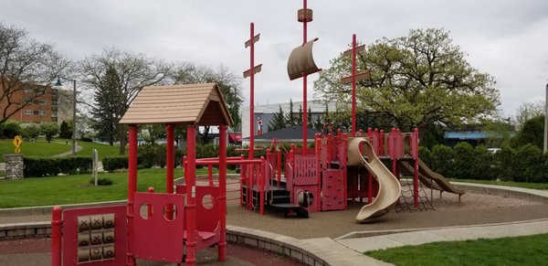 LITTLE FOOT PLAYGROUND - Updated December 2025 - 310 3rd Ave, Fontana ...