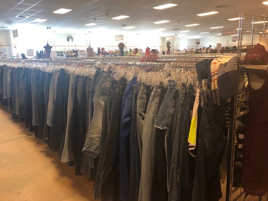 GOODWILL INDUSTRIES OF SOUTH CENTRAL CALIFORNIA - 58 Photos & 49 ...