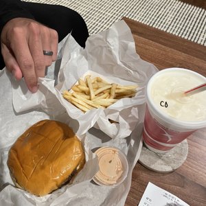 SCOOPERS - 169 Photos & 153 Reviews - Burgers - 4040 Kietzke Ln, Reno ...