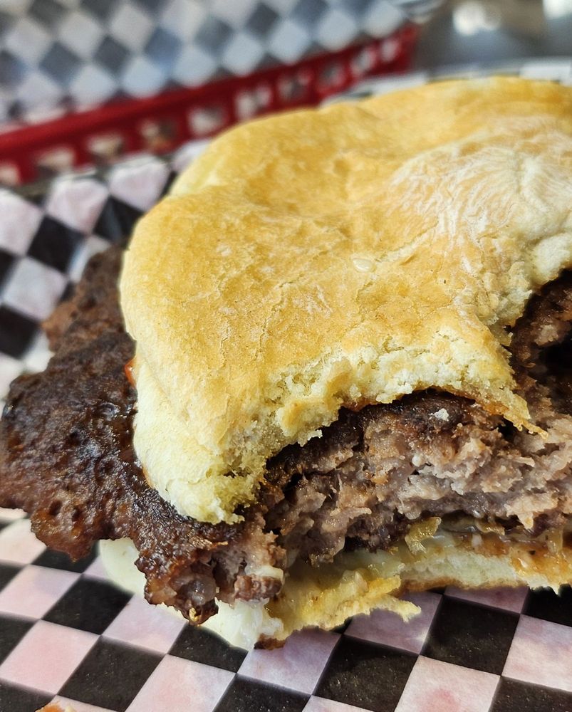 MUNCHIES PIZZA & DELI - Updated May 2026 - 65 Photos & 135 Reviews ...