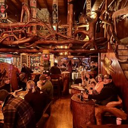 LEGS INN - Updated September 2025 - 627 Photos & 413 Reviews - 6425 N ...