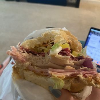 OUR NEIGHBORHOOD DELI - Updated December 2025 - 82 Photos & 25 Reviews ...