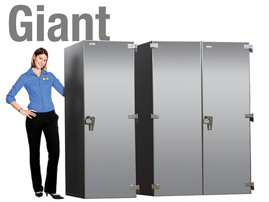 BLUEVAULT SAN DIEGO - Updated July 2024 - 40 Photos & 48 Reviews - 5638 ...