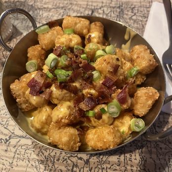 MONTEREY PUB - Updated January 2026 - 136 Photos & 181 Reviews - 1227 ...