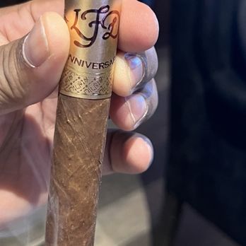 TAP N ASH SOCIAL CLUB - Updated January 2026 - 218 Photos & 123 Reviews ...