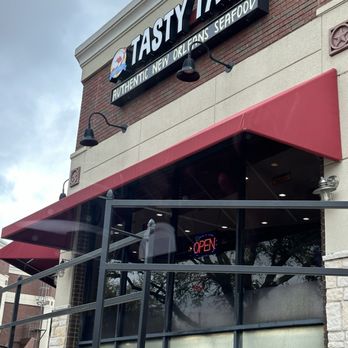 TASTY TAILS - Updated July 2024 - 386 Photos & 230 Reviews - 4950 ...