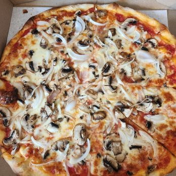 CRISTO’S PIZZA & GRILL - Updated October 2025 - 79 Photos & 94 Reviews ...