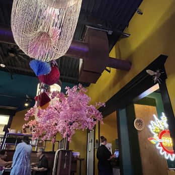 375 SOCIAL KITCHEN - Updated January 2025 - 500 Photos & 260 Reviews ...