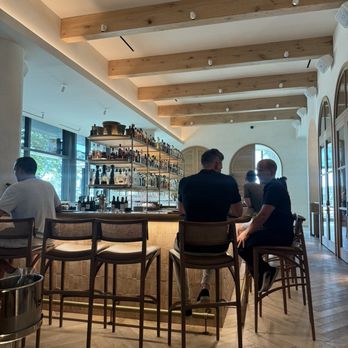 PREDALINA - Updated November 2024 - 717 Photos & 255 Reviews - 1001 E ...