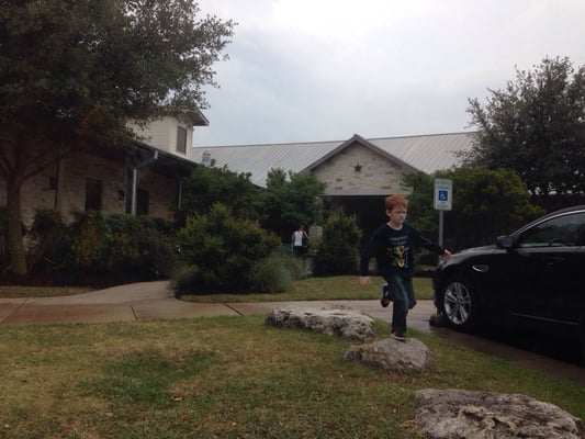 WELLS BRANCH COMMUNITY LIBRARY - Updated December 2024 - 25 Photos & 34 ...