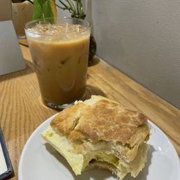 WAREHOUSE 4 - Updated December 2025 - 72 Photos & 74 Reviews - 3131 ...