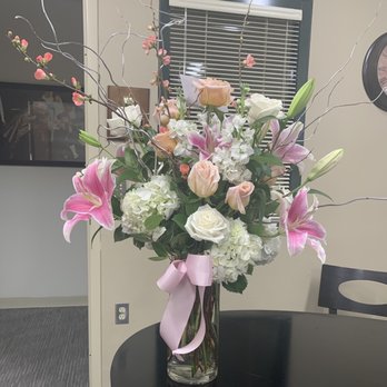 GARDEN DISTRICT FLOWERS - Updated December 2025 - 43 Photos & 55 ...