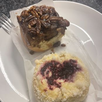 POP’S BUN SHOP - Updated January 2026 - 69 Photos & 37 Reviews - 800 S ...