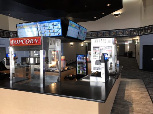 SPOTLIGHT CINEMAS CAPITAL 8 - Updated November 2025 - 14 Photos & 22 Reviews - 201 Columbia Mall ...