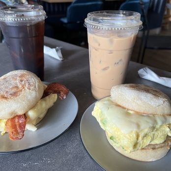 HEIRLOOM - Updated December 2025 - 61 Photos & 38 Reviews - 31 Center ...