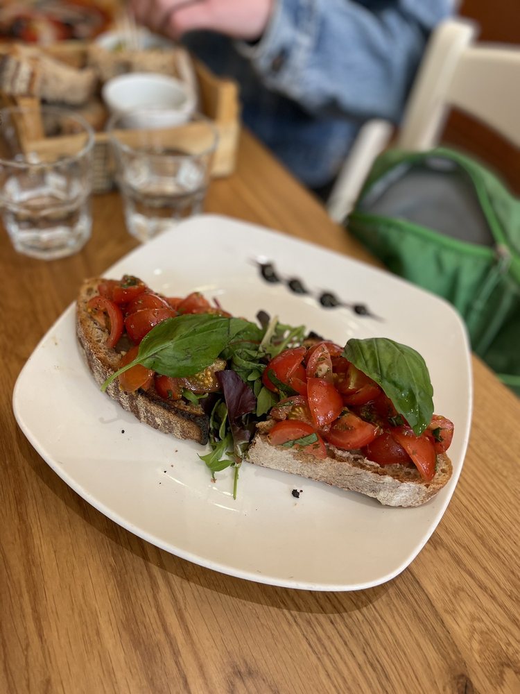 THE ITALIAN CLUB - Updated May 2025 - 16 Photos & 15 Reviews - 85 Bold ...