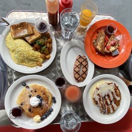 MIRACLE MILE CAFE - Updated October 2024 - 938 Photos & 786 Reviews ...