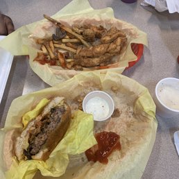 HIDEOUT BURGERS - Updated October 2025 - 90 Photos & 231 Reviews - 2751 ...