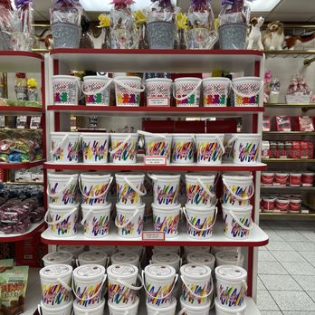 SARRIS CANDIES - Updated May 2025 - 597 Photos & 265 Reviews - 511 ...