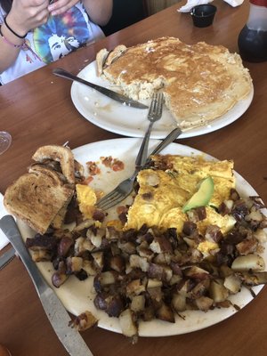 THREAD CITY DINER - 40 Photos & 70 Reviews - 931 Main St, Willimantic ...