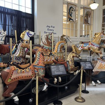 MERRY-GO-ROUND MUSEUM - Updated December 2025 - 149 Photos & 32 Reviews ...