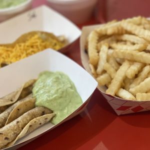 CHELA’S BAKERY - Updated September 2024 - 23 Photos & 63 Reviews - 4022 ...