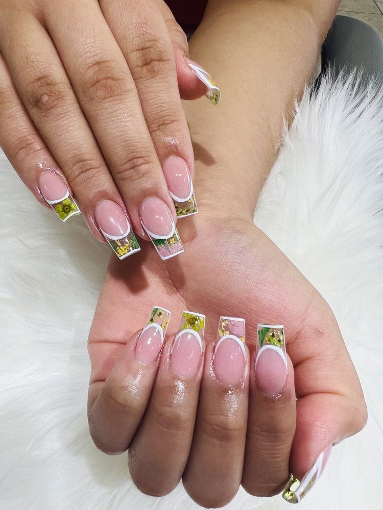 WYNN NAILS & SPA - 187 Photos & 35 Reviews - 5501 Main St, Del City ...