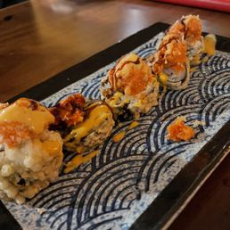 KUJIRA SUSHI & BAR - Updated July 2025 - 339 Photos & 109 Reviews - 736 ...