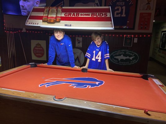 PACKY’S SPORTS PUB & GRILL - Updated April 2025 - 186 Photos & 177 ...