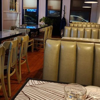 FAMILYFRIEND - 107 Photos & 32 Reviews - 3315 Beacon Ave S, Seattle, Washington - Guamanian ...