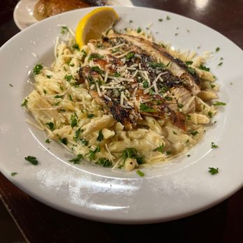 NOA NOA SPIKES BEACH GRILL - Updated August 2025 - 93 Photos & 132 ...