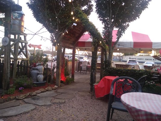 GIOVANNI’S ITALIAN KITCHEN - 91 Photos & 124 Reviews - 729 E Mulberry ...