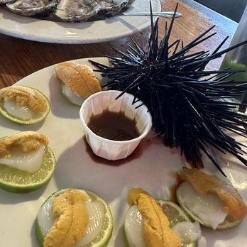 SANTA BARBARA SHELLFISH COMPANY - Updated 2024 - 5899 Photos & 2911 ...