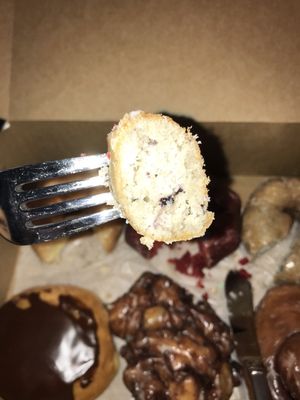 AVON DONUTS INC - 210 Photos & 243 Reviews - 45324 Woodward Ave ...