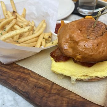 TAVERNA - Updated January 2026 - 719 Photos & 647 Reviews - 3312 Knox ...