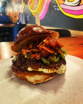 BURGER PARADOX - Updated August 2025 - 94 Photos & 70 Reviews - 2113 W ...