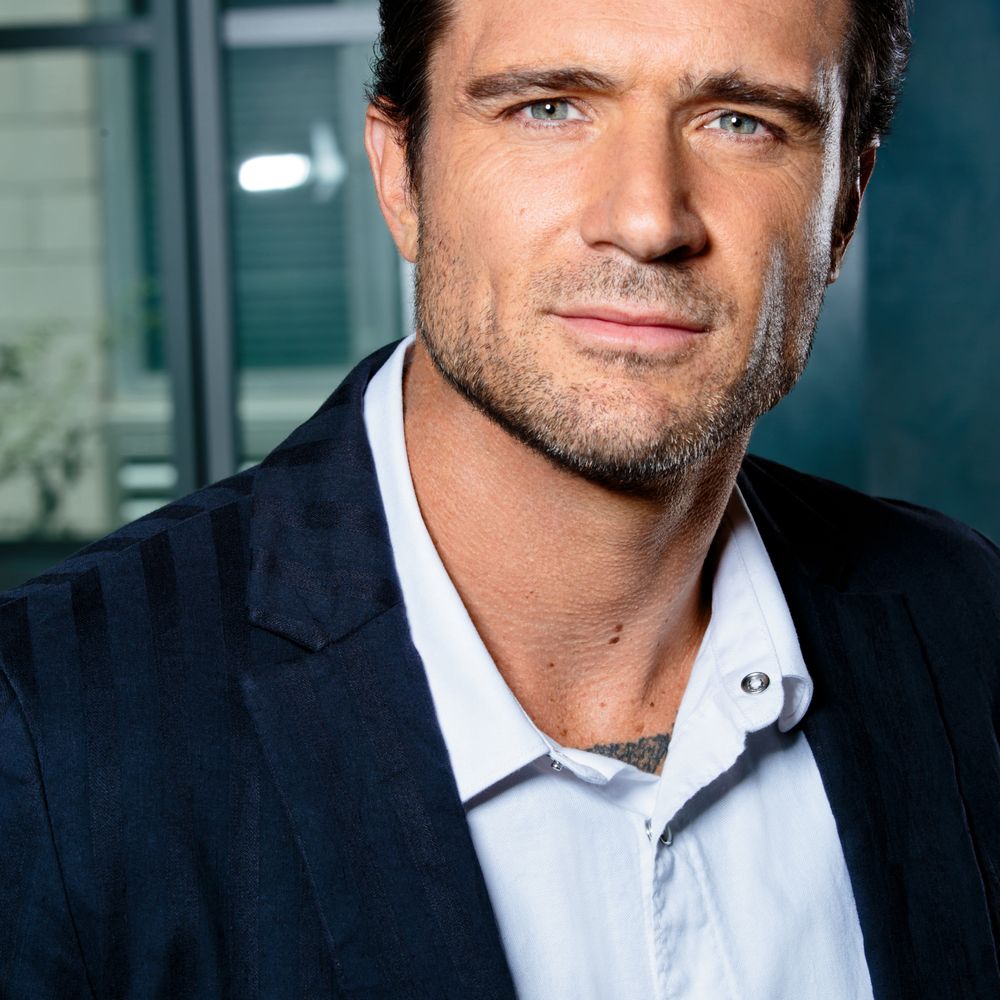 Artin Sarkissian's Instagram, Twitter & Facebook on IDCrawl