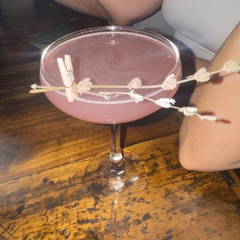 THE WHITE RABBIT - Updated December 2025 - 657 Photos & 439 Reviews ...