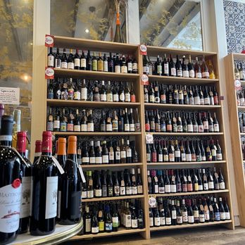 PASTARIA DELI & WINE - Updated October 2025 - 51 Photos & 46 Reviews ...