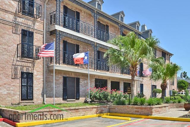 VISTA ON GESSNER - 6425 S Gessner Dr Ofc, Houston, TX - Yelp