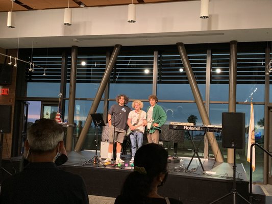 ENCINITAS LIBRARY - Updated August 2025 - 117 Photos & 126 Reviews ...