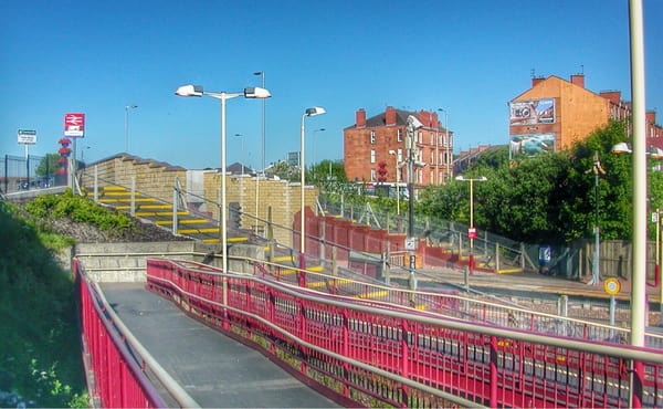 CROSSMYLOOF TRAIN STATION - Moss Side Road, Glasgow, United Kingdom - Yelp