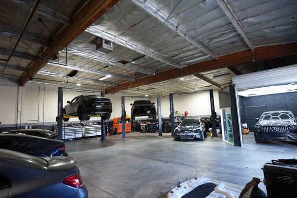 THE AUTO LOUNGE - Updated October 2025 - 65 Photos & 11 Reviews - 6934 ...