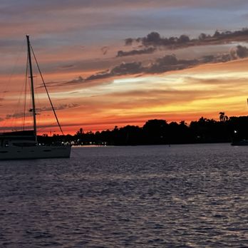 GG’S WATERFRONT - Updated May 2024 - 3053 Photos & 1826 Reviews - 606 N ...