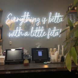 GREEK TOWN FAMILY RESTAURANT - Updated December 2025 - 104 Photos & 261 ...