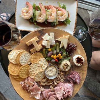 VANTAGE ROOFTOP BAR - Updated January 2025 - 63 Photos & 26 Reviews ...