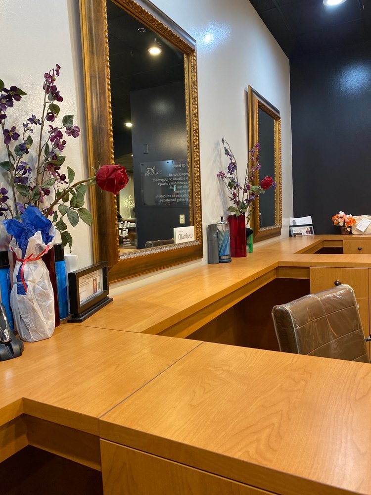 THE CUT & COLOR ROOM - Updated July 2024 - 43 Photos & 77 Reviews ...