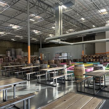 TRACK 7 BREWING - NATOMAS - CLOSED - Updated June 2025 - 1148 Photos ...